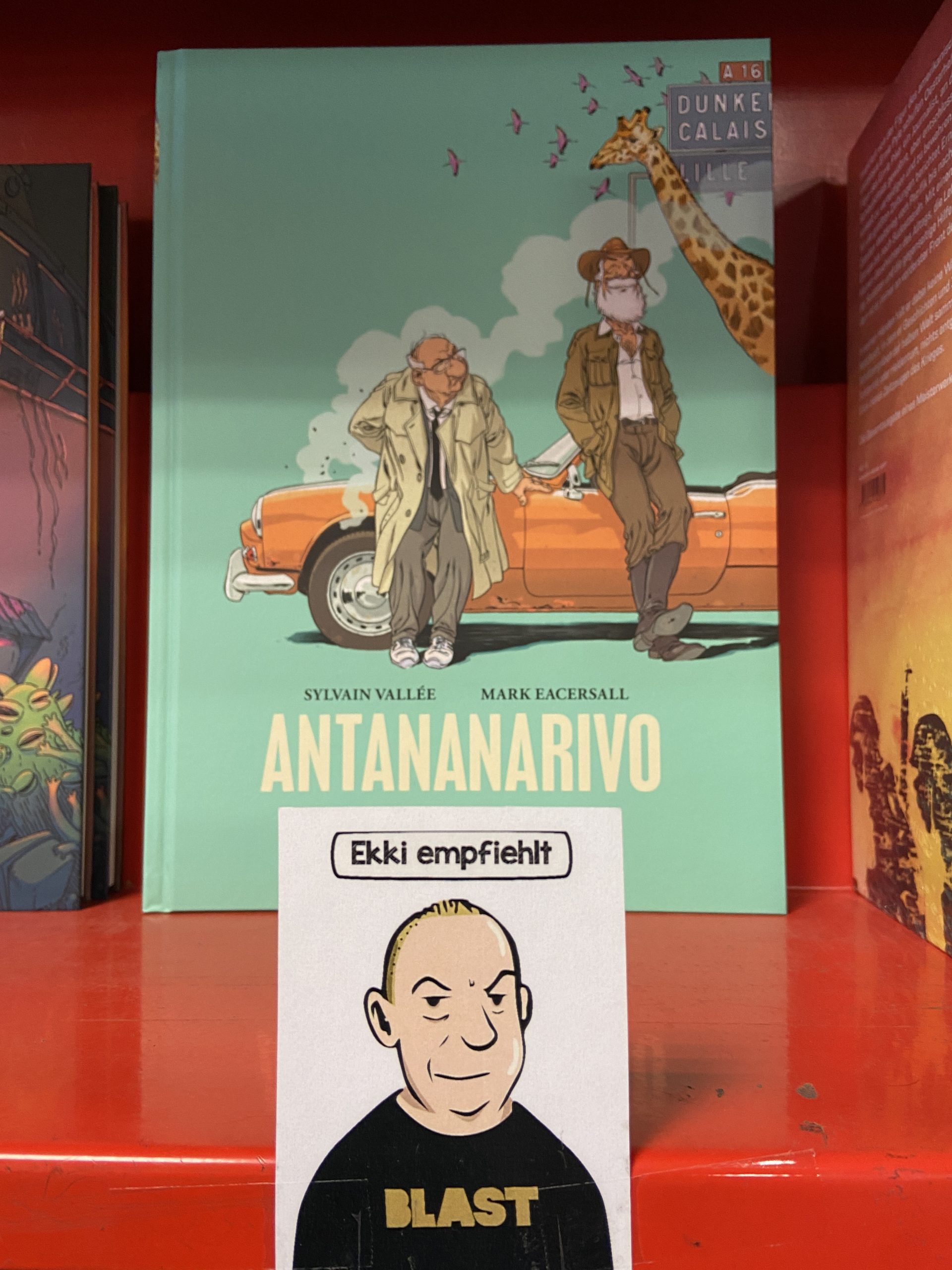 Antananarivo - alter Knacker on the road. Ein Comic-Highlight.